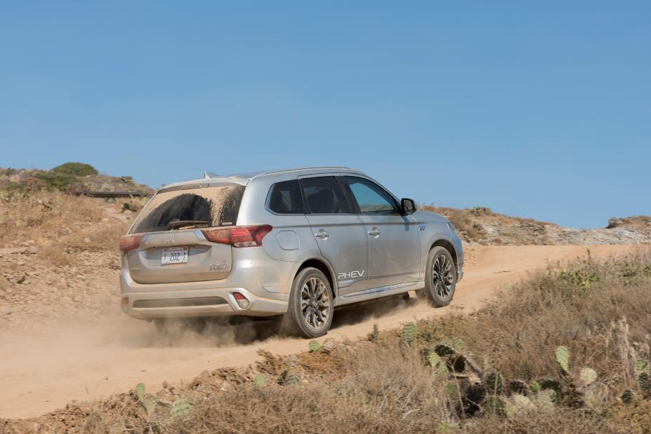 2018 Mitsubishi Outlander PHEV